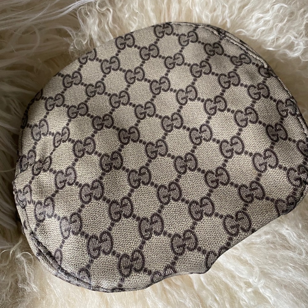 Gucci Rare Hat Logo Vintage Euc So Cool One Of A Kind… - Gem